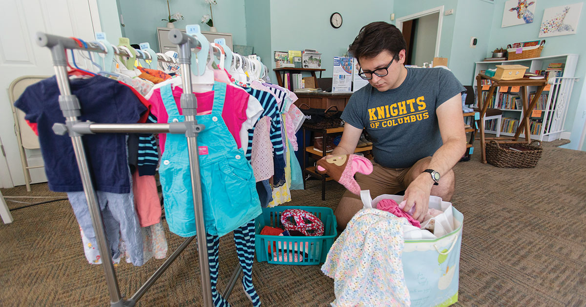 College Knights Show Up for Life | Knights of Columbus