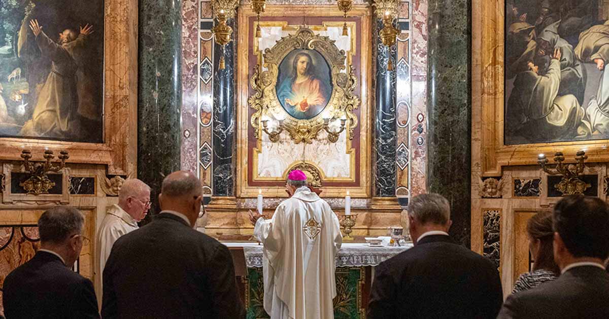 Devoted to the Heart of Jesus | KofC.org